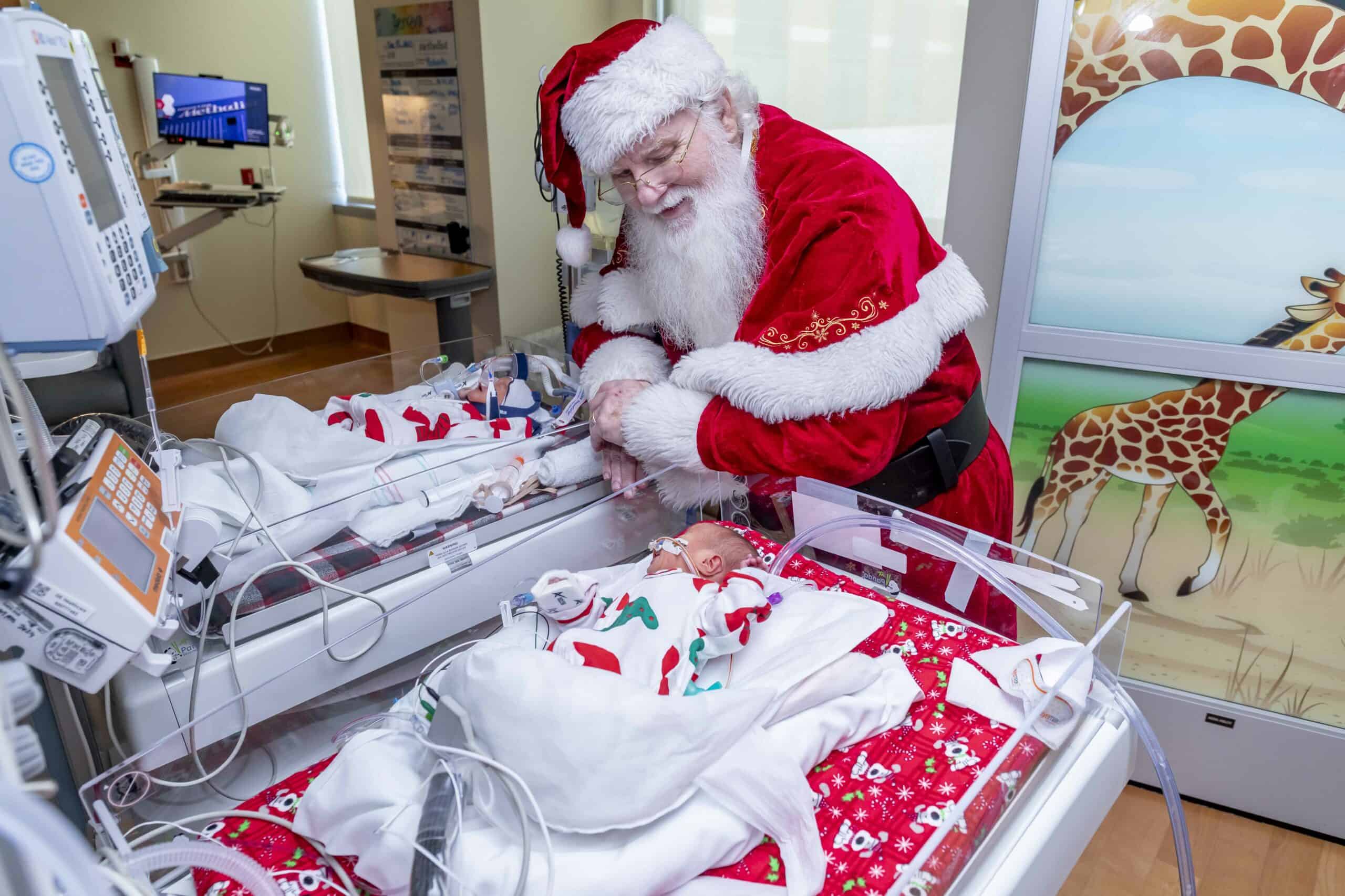 HMTW NICU SANTA 2023 - Hello Woodlands